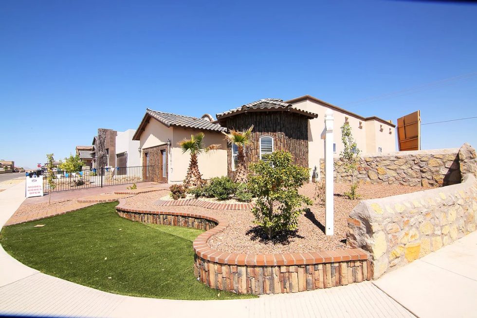 home - Mini Concrete